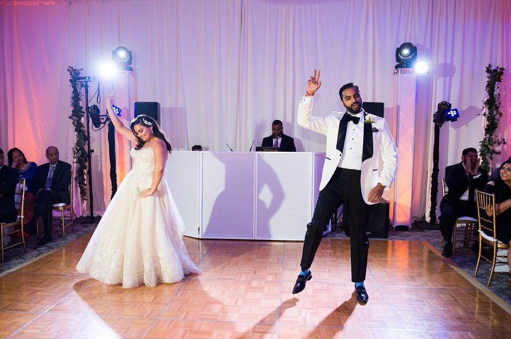 How To Survive A Wedding Disaster - Apropos Creations